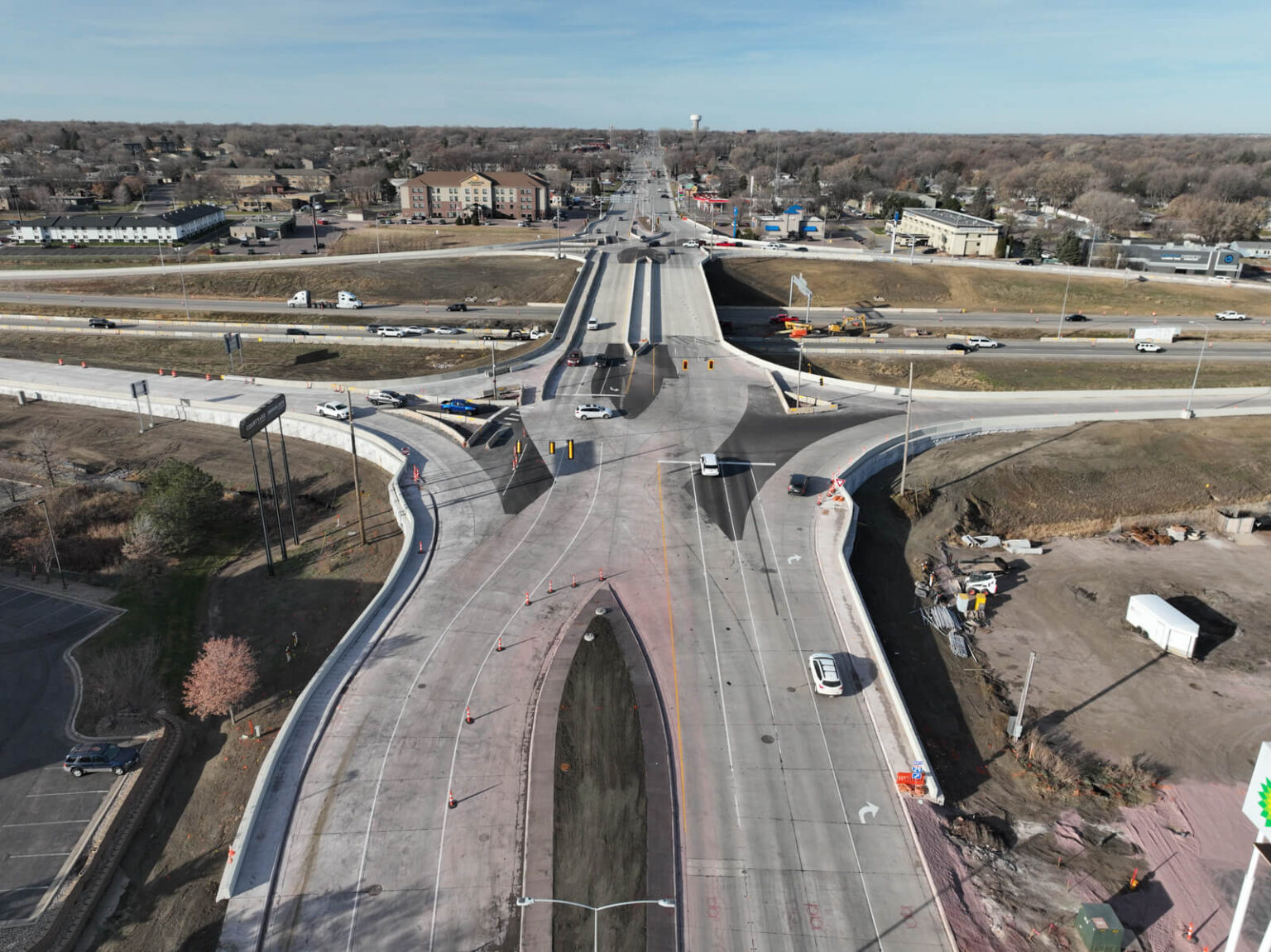 I-29/41st Street Diverging Diamond Interchange - Infrastructure Design ...