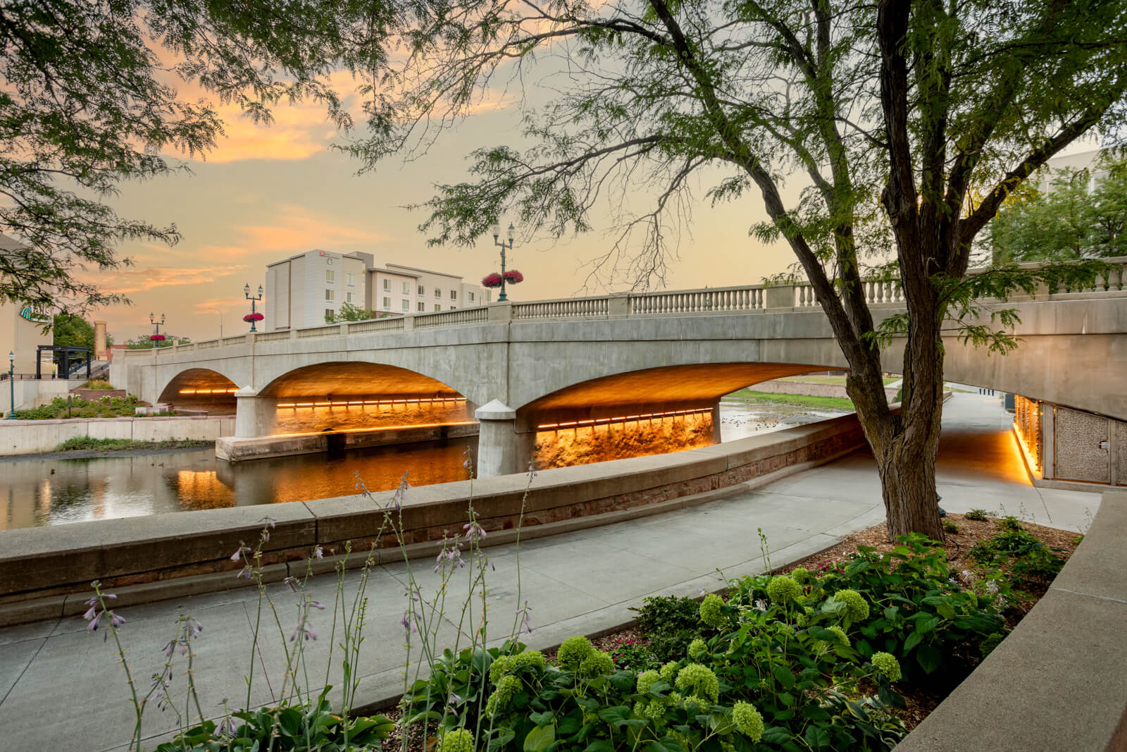 8th Street Bridge - Infrastructure Design Group